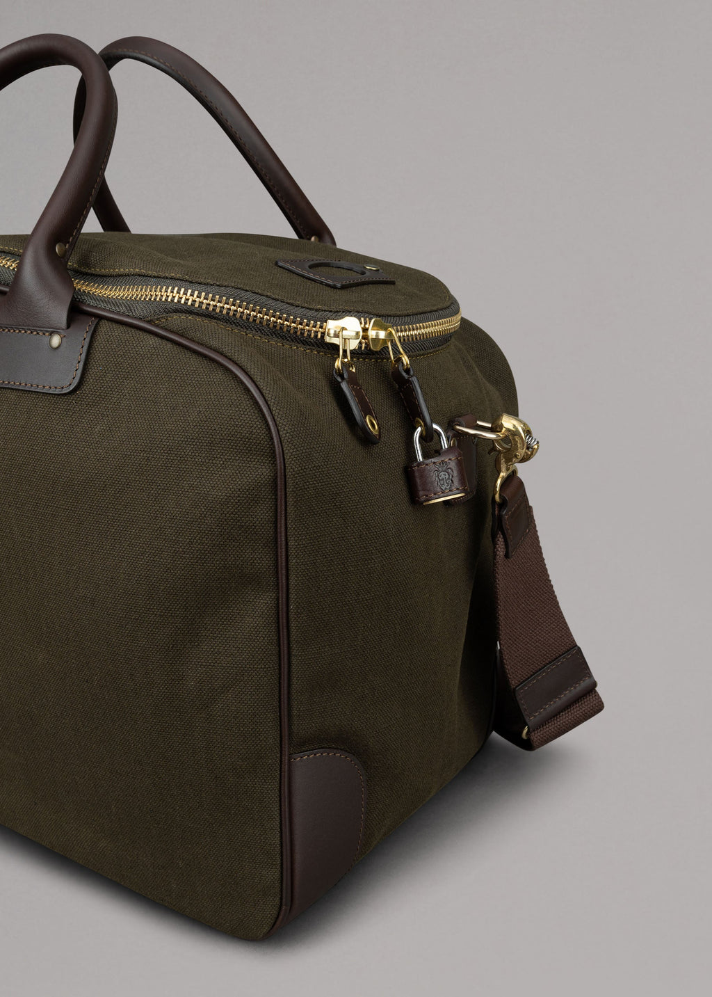 Canvas Weekender von Felisi in oliv – Dantendorfer